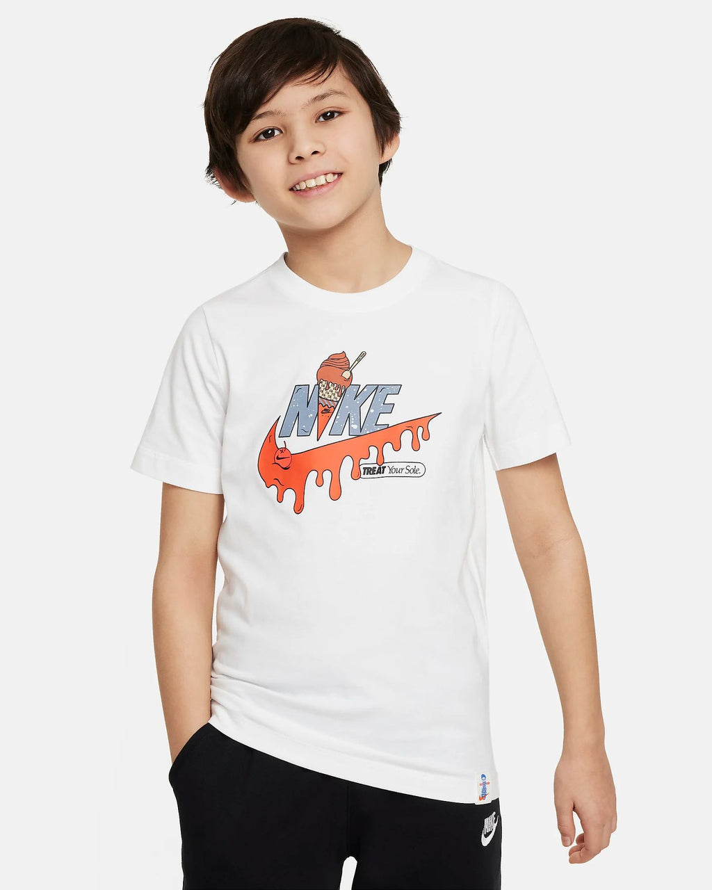 NIKE T-SHIRT SPORTSWEAR JR FV5414 100 – Euforie Vico Equense